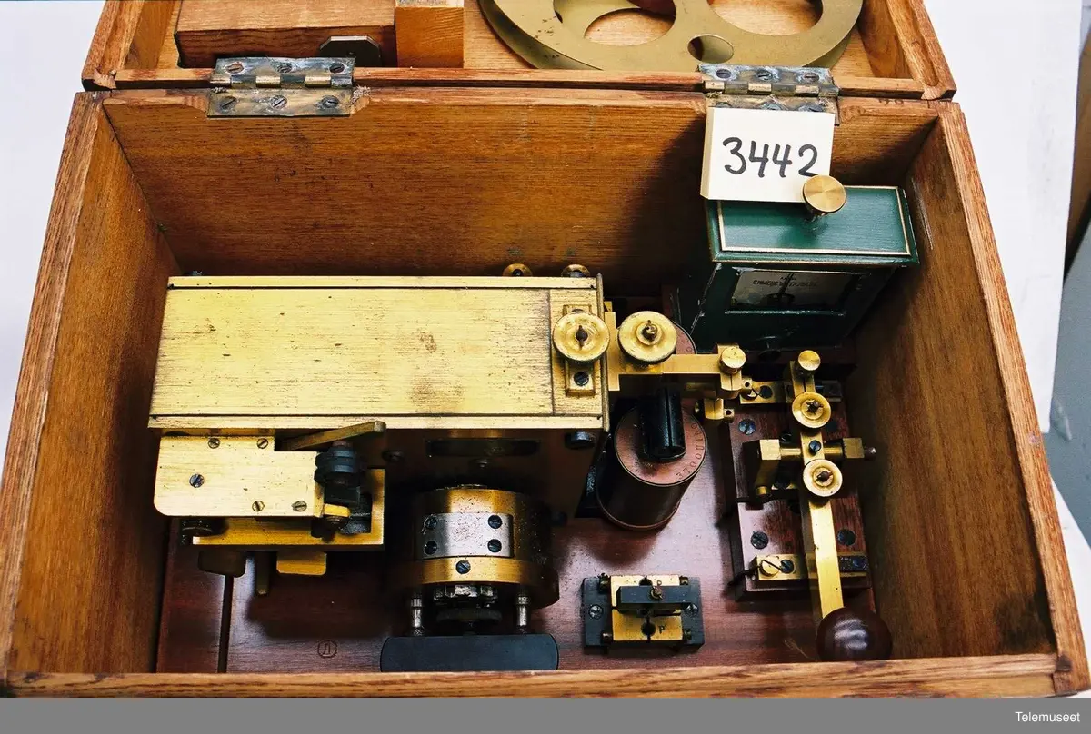 Telegraf komplett - Norsk Teknisk Museum / DigitaltMuseum