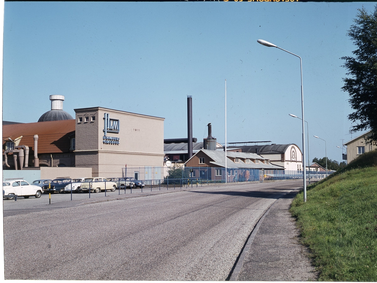 Limmared Glasbruk - Vänersborgs museum / DigitaltMuseum