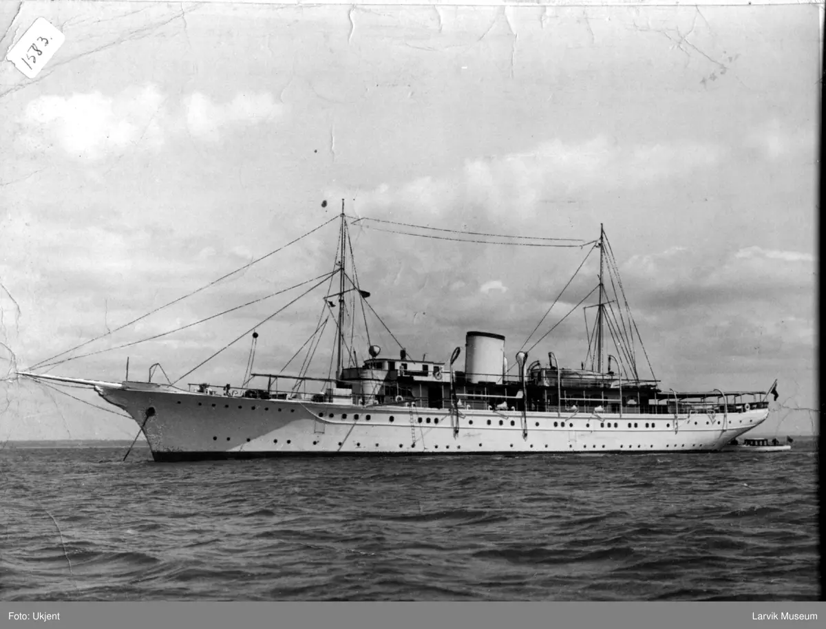 fartøy, dampskip, lystyacht "Cort Adeler" - Larvik Museum / DigitaltMuseum