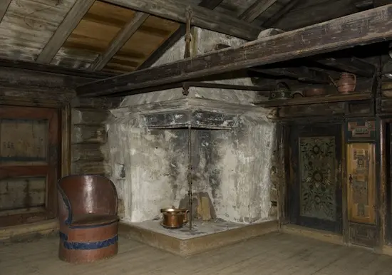 121. Stue fra Gulsvik i Flå, 1700-tallet - KulturPunkt