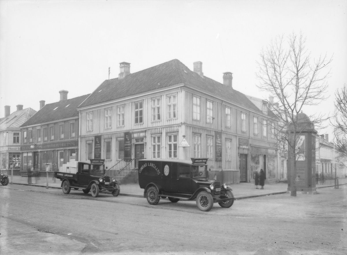 Conrad Langaard kommisjonslager - Sverresborg Trøndelag Folkemuseum ...