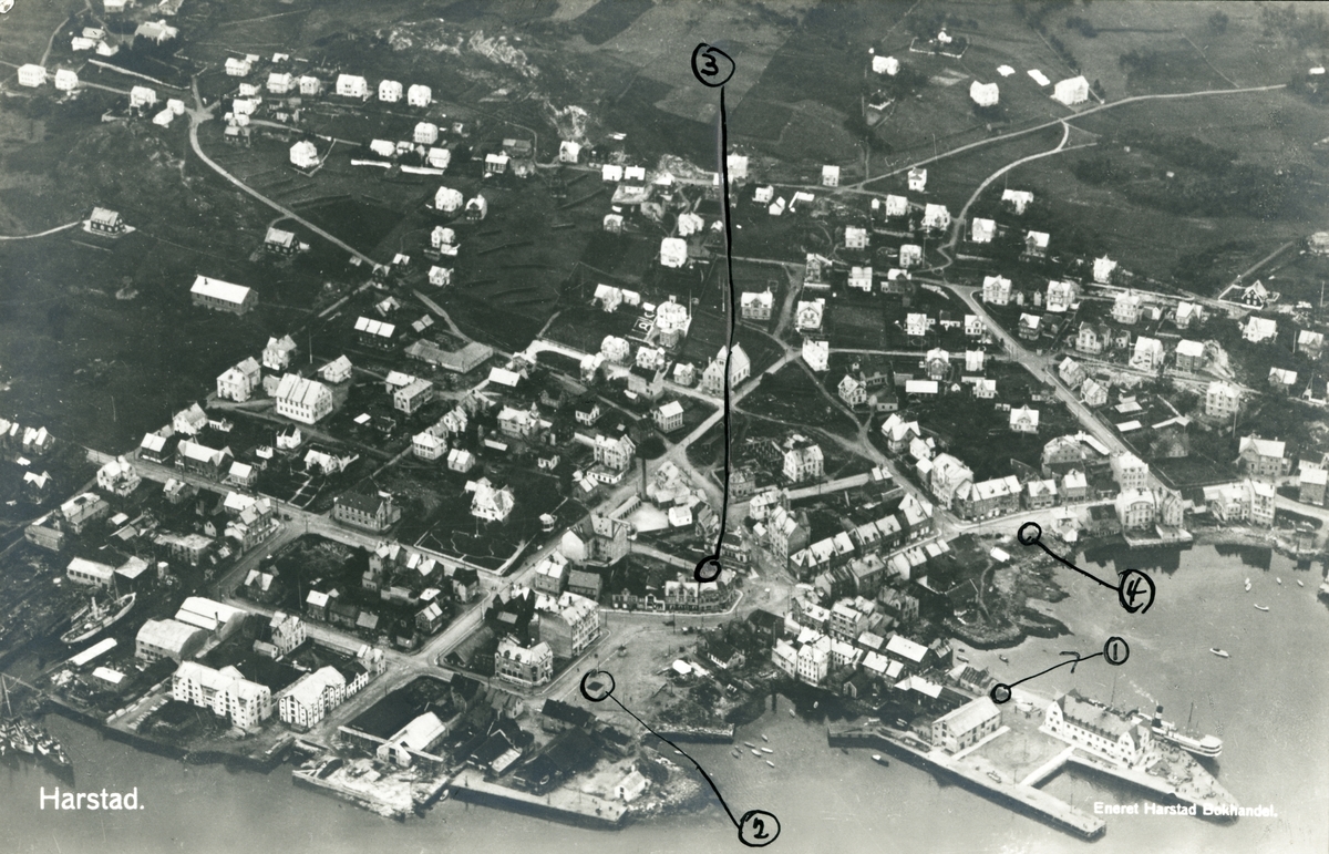 Flyfoto av Harstad sentrum, med kiosker i byen avmerket. - Sør-Troms ...