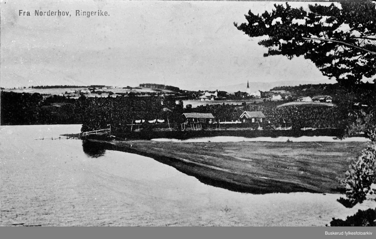 Juveren med Norderhov kirke i bakgrunnen Fra Norderhov, Ringerike ...