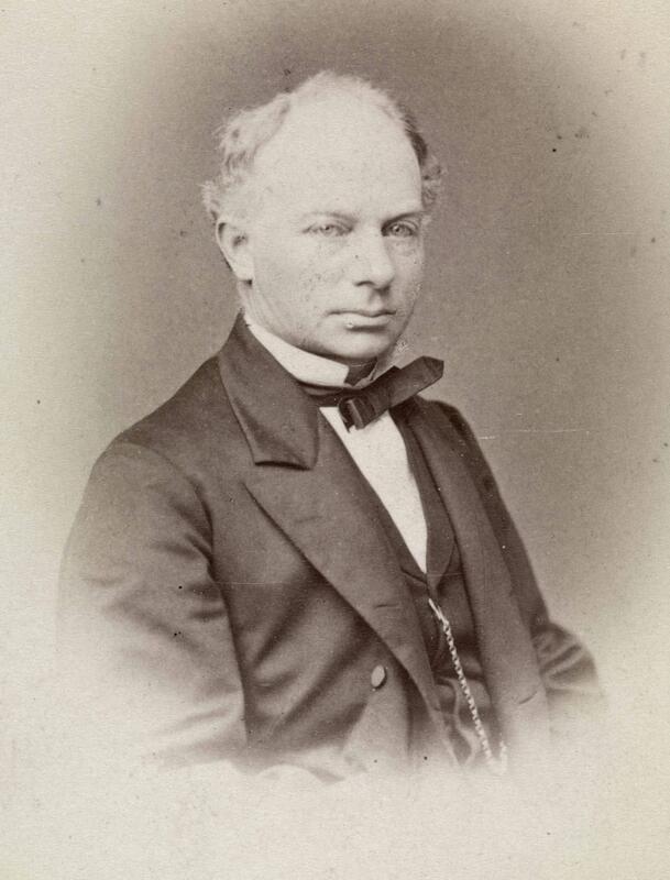 Jakten på drakten - Norsk Folkemuseum