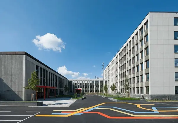 Historien om Blindern videregående skole - KulturPunkt