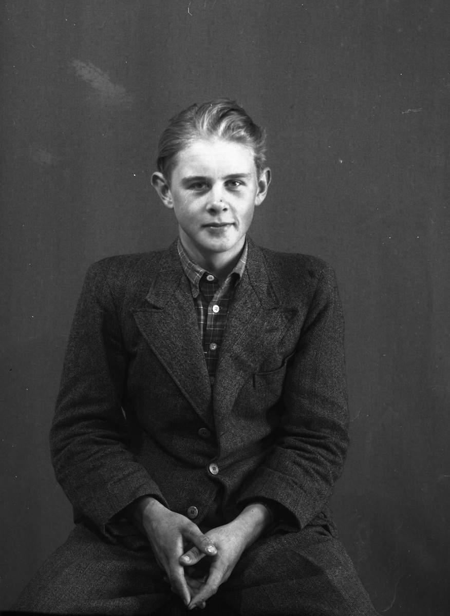 Portrett av Nils Norhaug. - Gol bygdearkiv / DigitaltMuseum