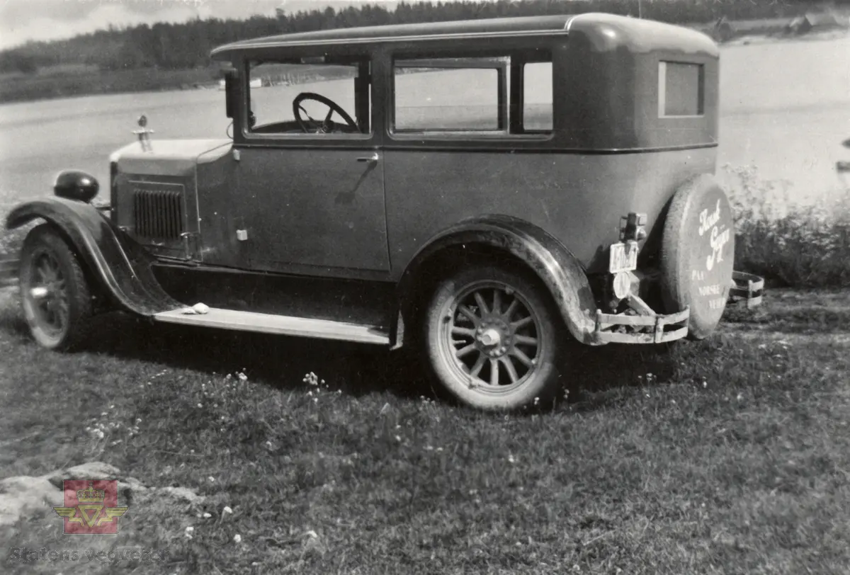 Norsk Geijer bil 1930 modell - Norsk vegmuseum / DigitaltMuseum