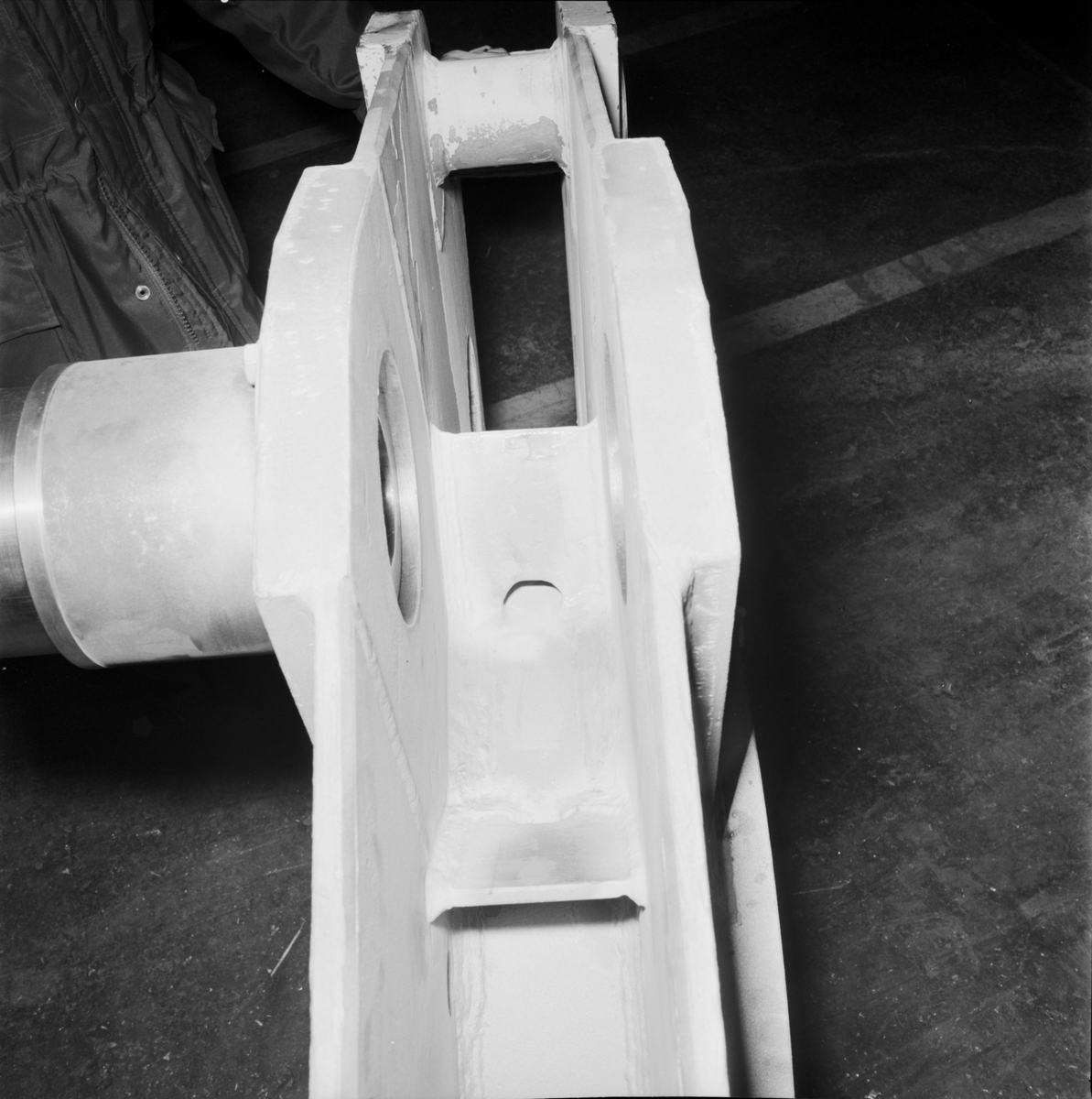 Svetsfog på lyftdon maskinverkstan - Marinmuseum / DigitaltMuseum