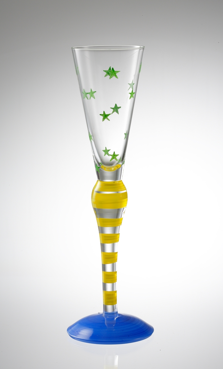 Snapsglas - Kulturparken Småland / Smålands museum / DigitaltMuseum