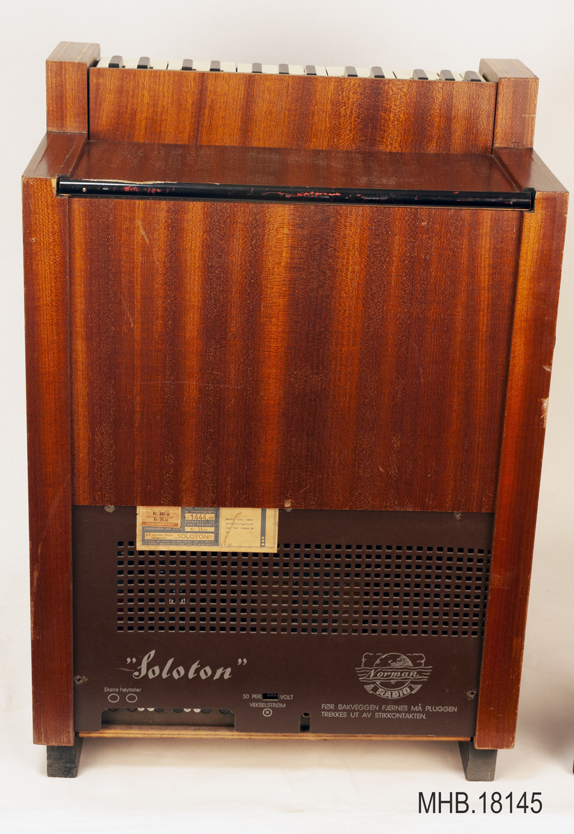 El-orgel - Haugalandmuseet / DigitaltMuseum