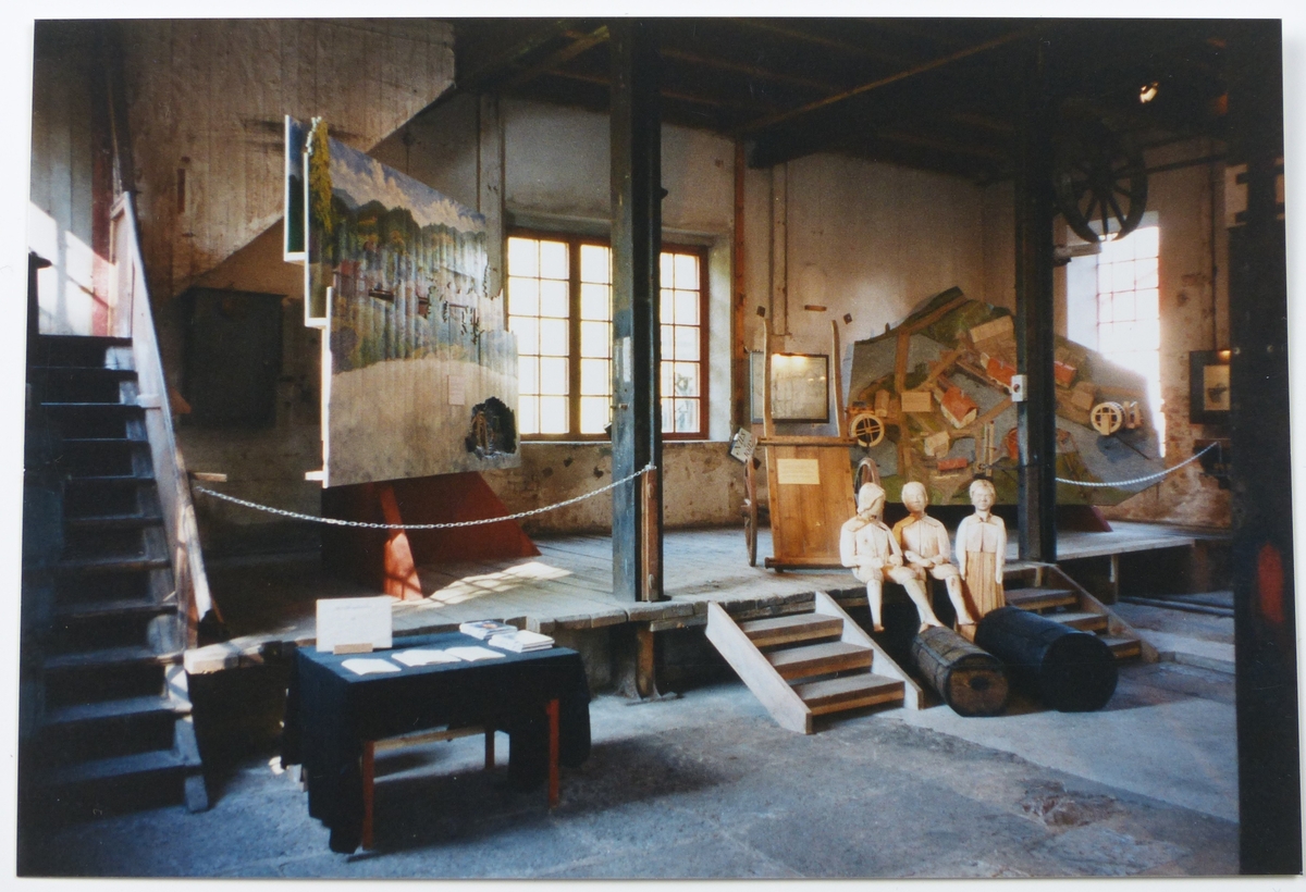 Nils & John utställning 1997 i Elektricitetshuset - Forsviks bruk ...