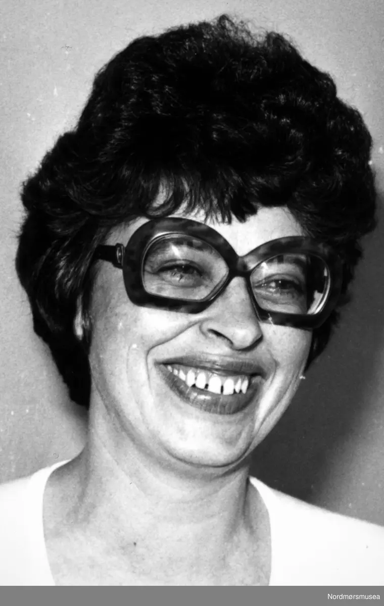 Magnhild Røsand. Gjemnes. Valg 1979. Er likt med foto KMb-2019-005. ...