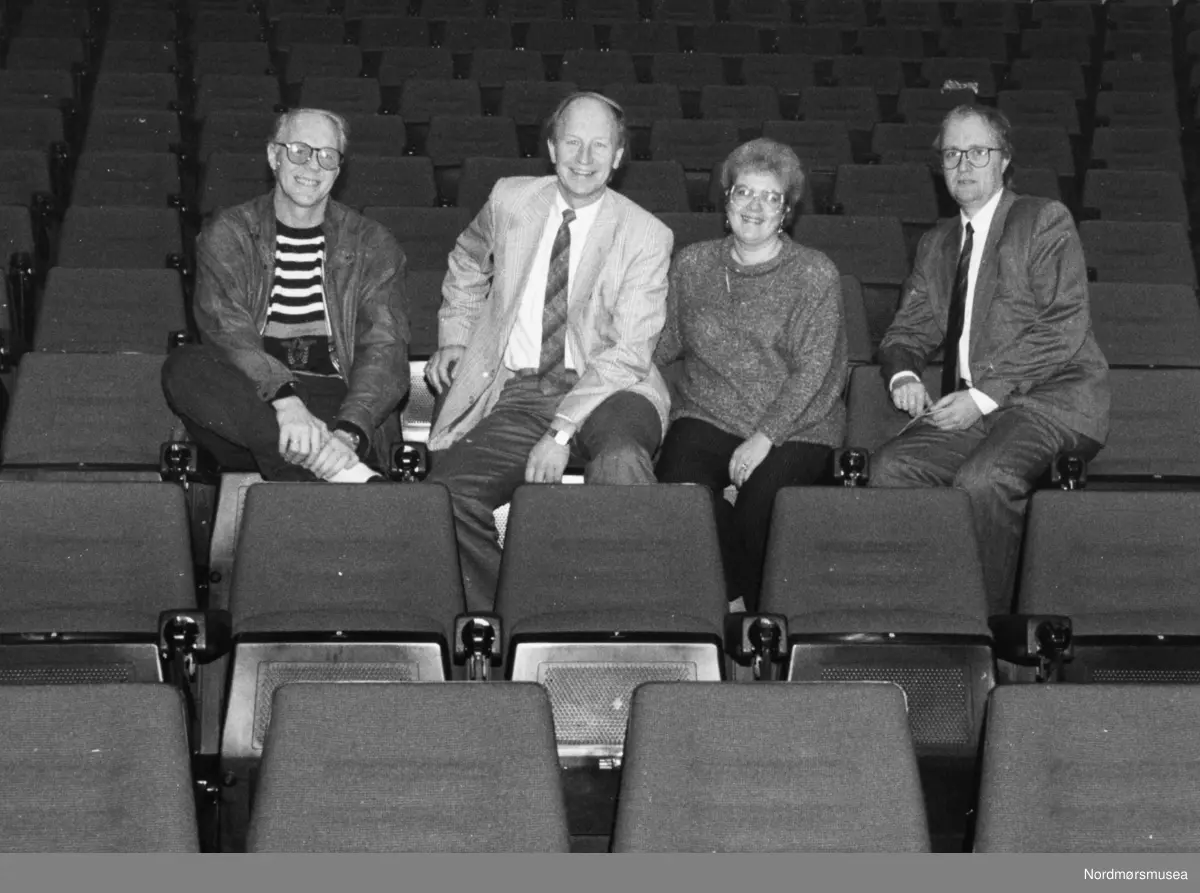 Ingar Warvik t.v. Olav Grytnes, Wenche Kallset og Andreas Sandvik ...