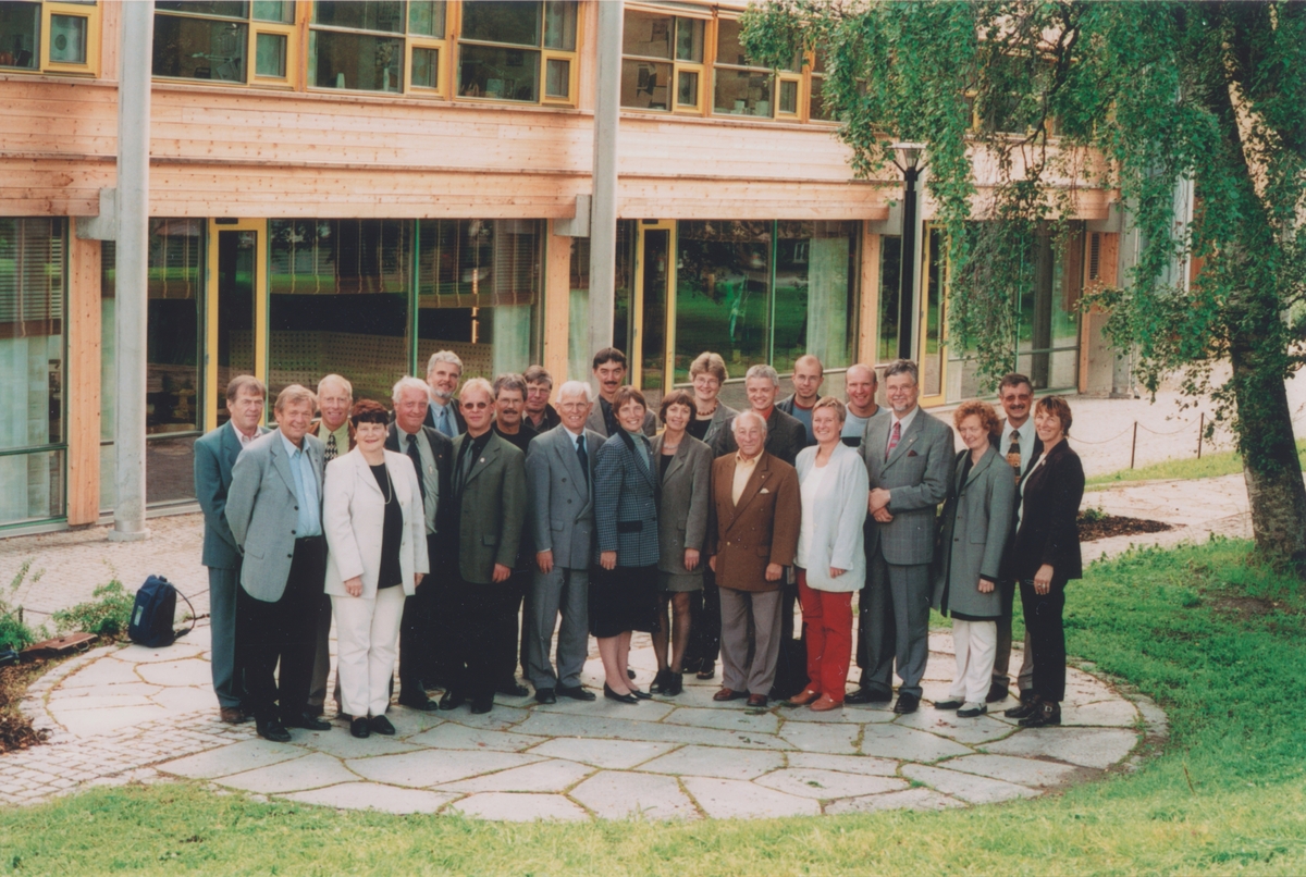 Stiftelsen Falstadsenteret - stiftelsesmøtet - Falstadsenteret ...