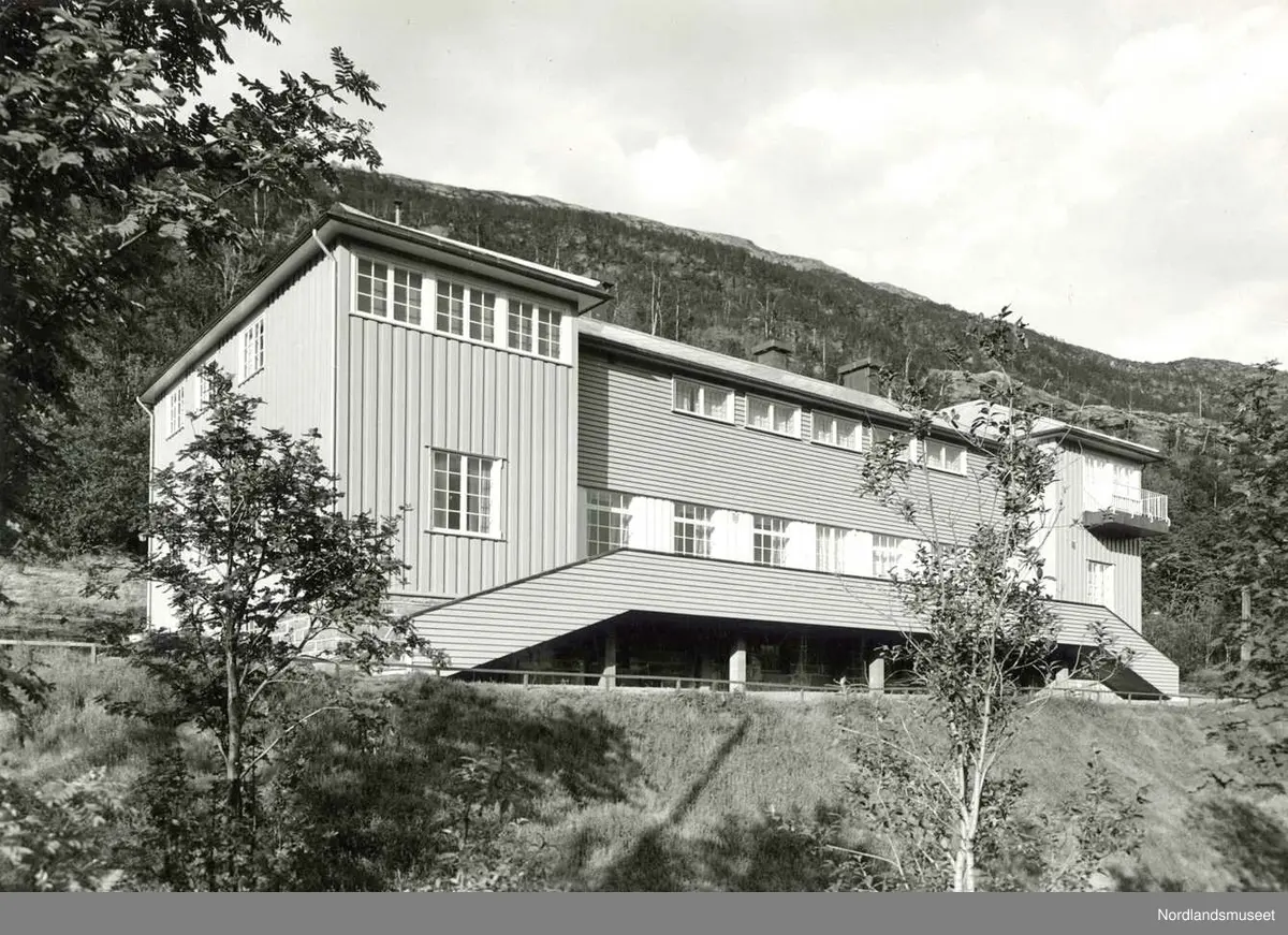 Furulund. Direksjonsvillaen etter 1957. Foto Johnson & Solberg, Bodø ...