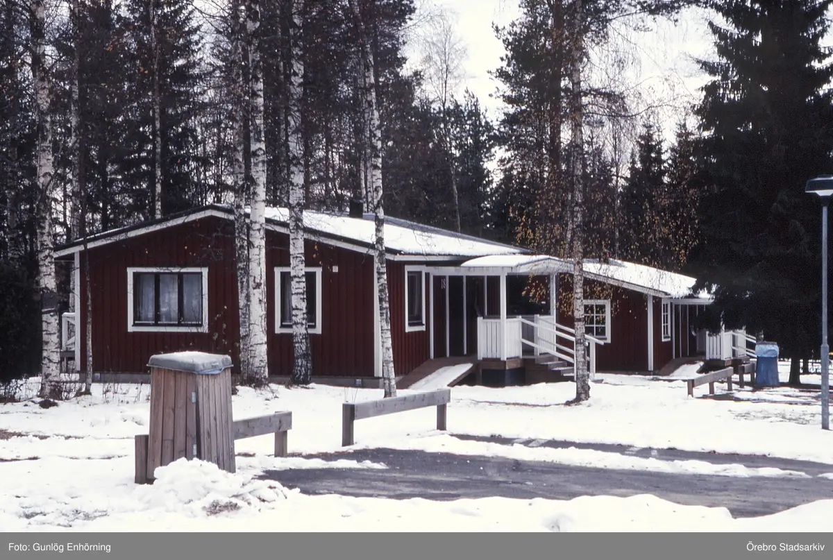 Uthyrningstugor i Ånnaboda, 1992 - Örebro Stadsarkiv / DigitaltMuseum