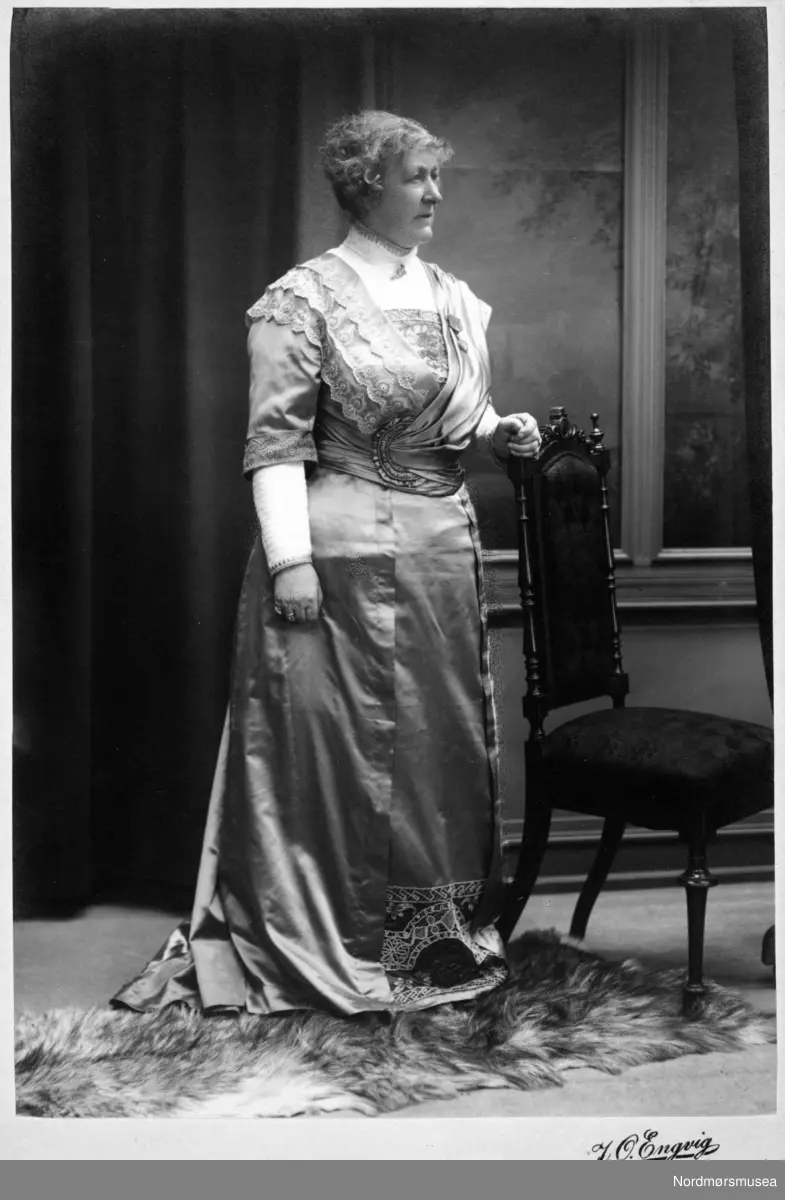 Caroline Nathalie (Lina) Werring Knudtzon. Fotosamling etter Waldemar ...