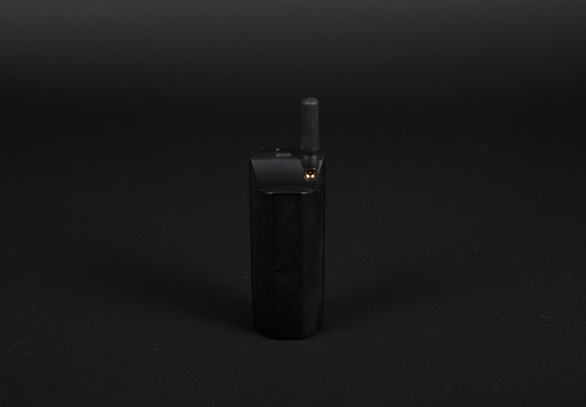 Mobiltelefon - Östergötlands museum / DigitaltMuseum