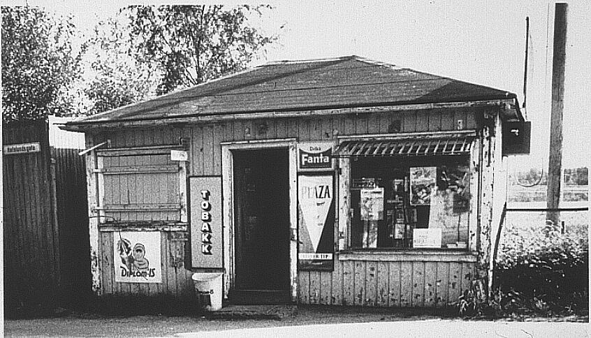 Kiosken ved Gulebrua på Hafslund - Sarpsborg kommunes fotosamling ...