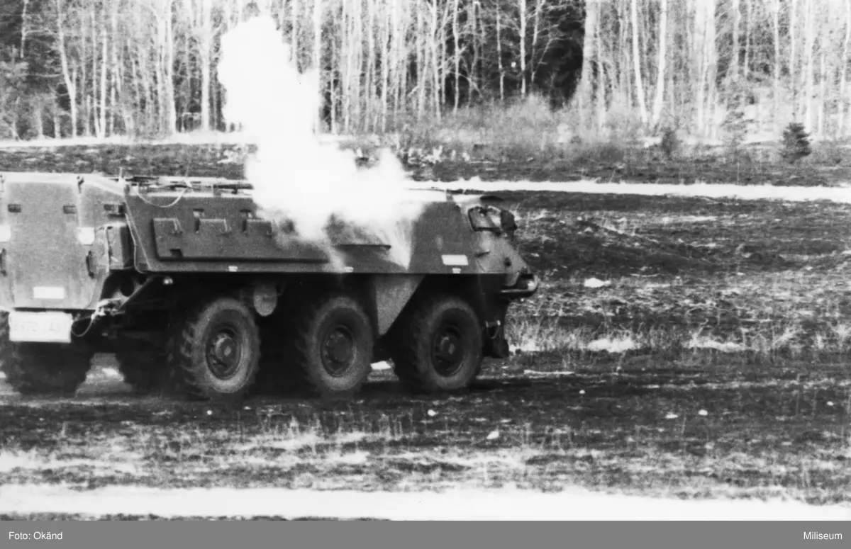 Ing 2 fältarbetsdag. Pansarterrängbil Patria 203. - Miliseum ...