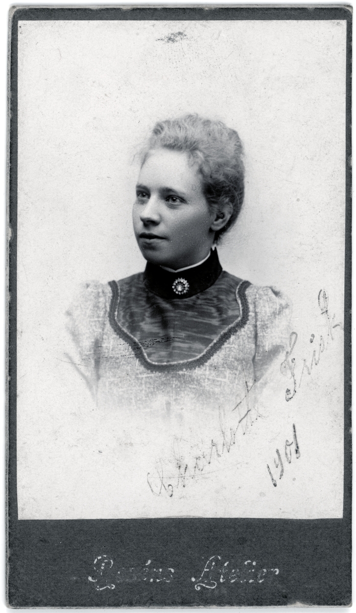 Charlotte Frisk - Västergötlands museum / DigitaltMuseum