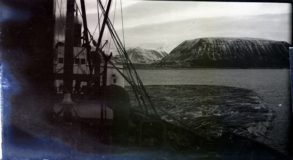 Bilde etter Abram I Gilbo, som var i Pyramiden i 1946-1948(oppbygging ...