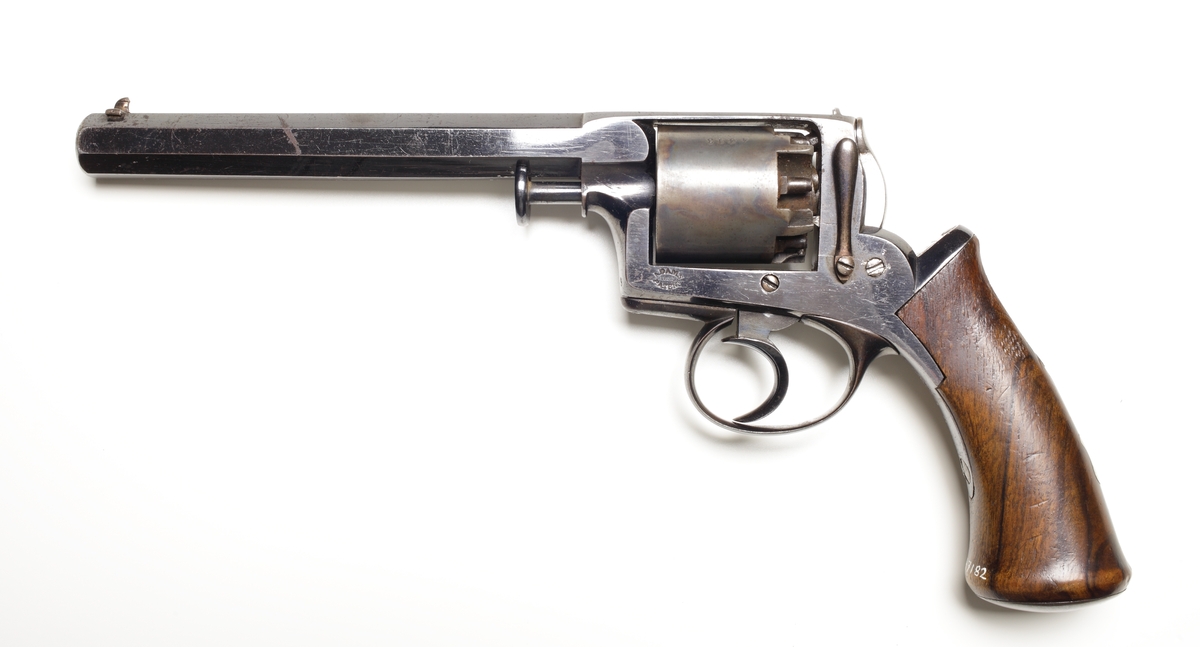 Revolver - Kulturparken Småland / Smålands museum / DigitaltMuseum