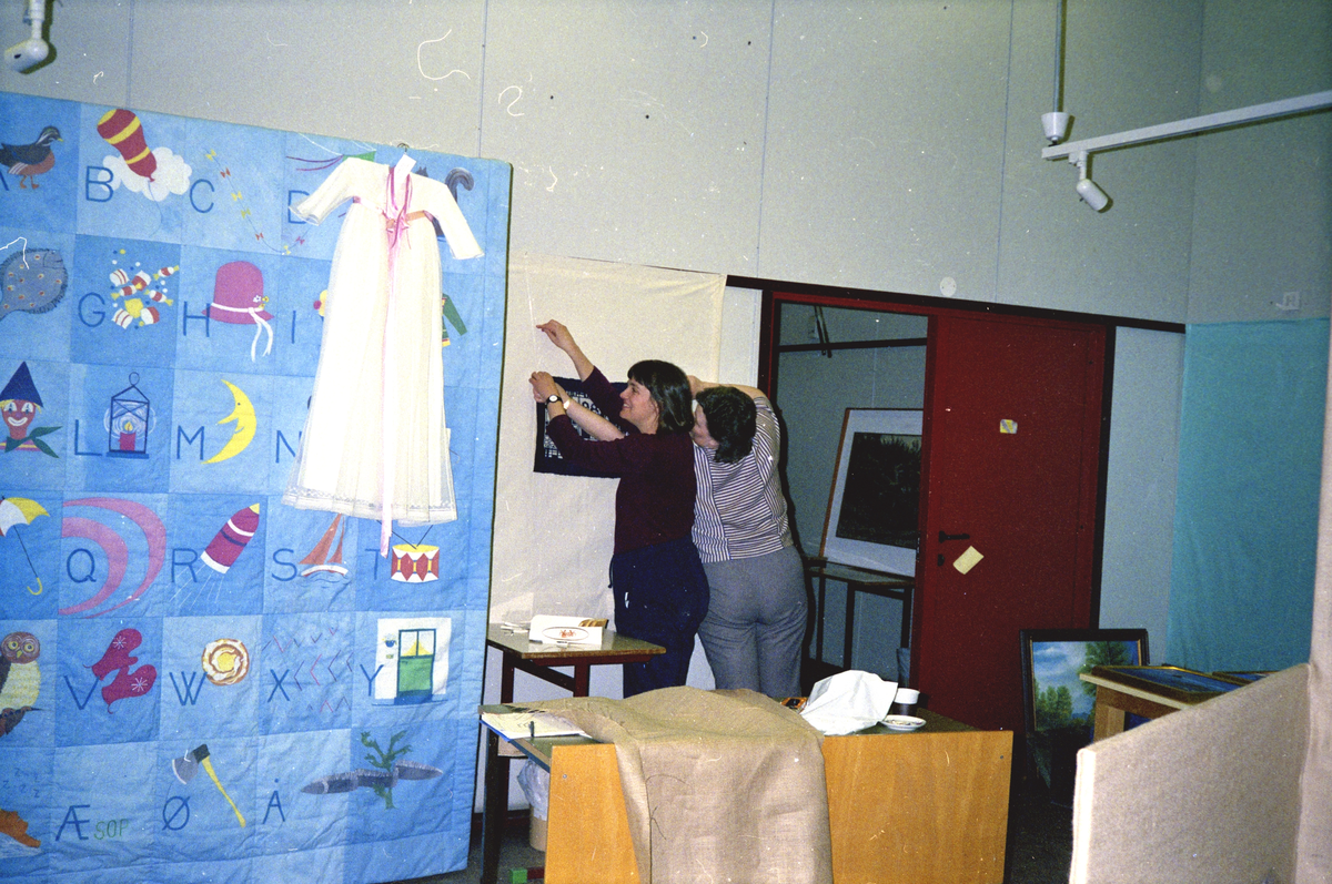 Kronprinsparet besøker Hitra 1989 : Forberedelser, Anne Britt Berg ...