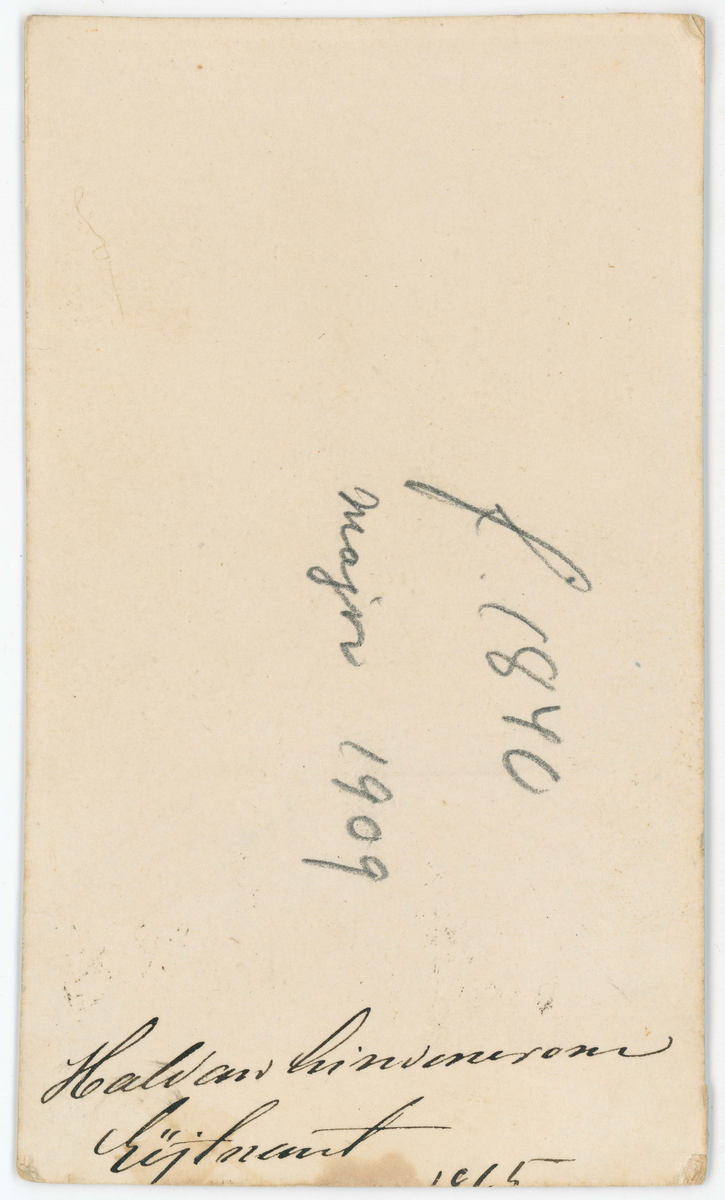 Porträtt på Halvdan Lindencrona född 1840-1909, Löjtnant 1865, Senare ...