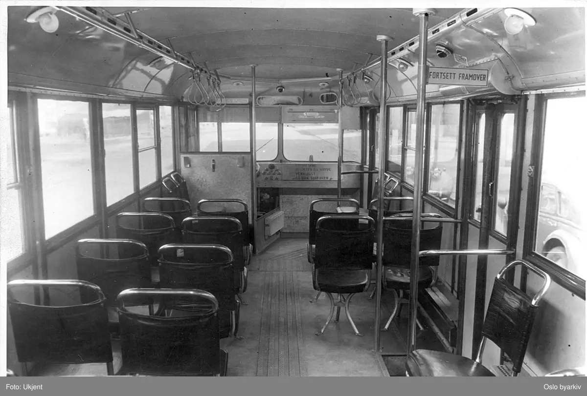 Buss, interiør - Oslo byarkiv / DigitaltMuseum