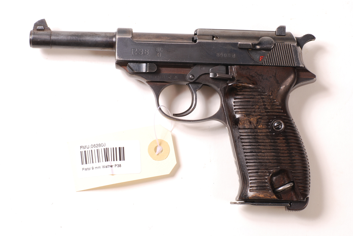 Pistol 9mm Walther P38 - Forsvarets museer / DigitaltMuseum