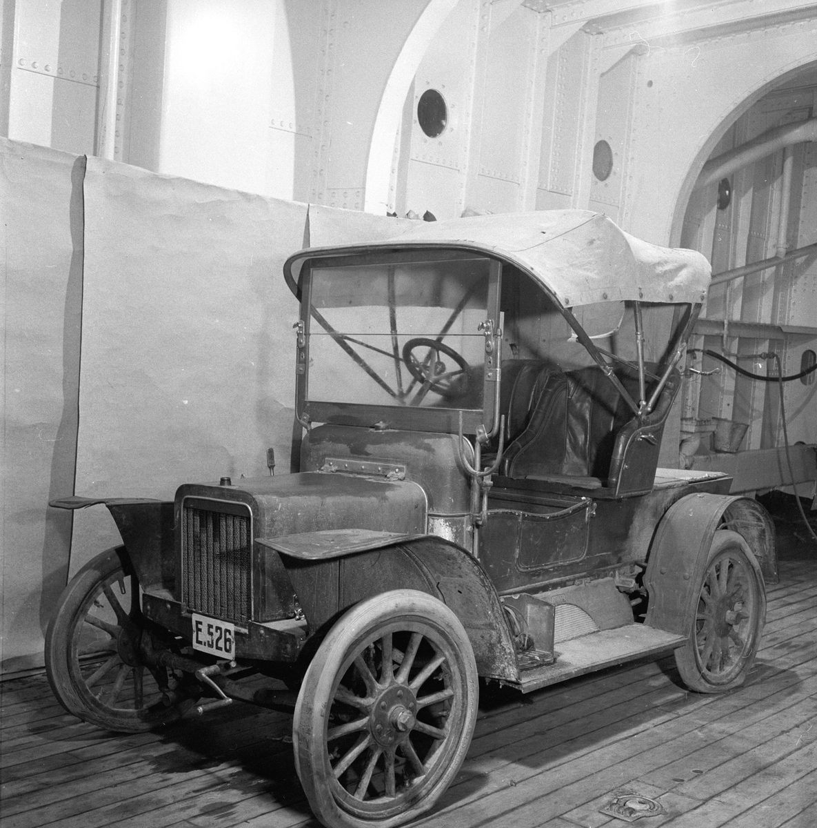 Veteranbil Rover 1908. Motor. - Norsk Folkemuseum / DigitaltMuseum