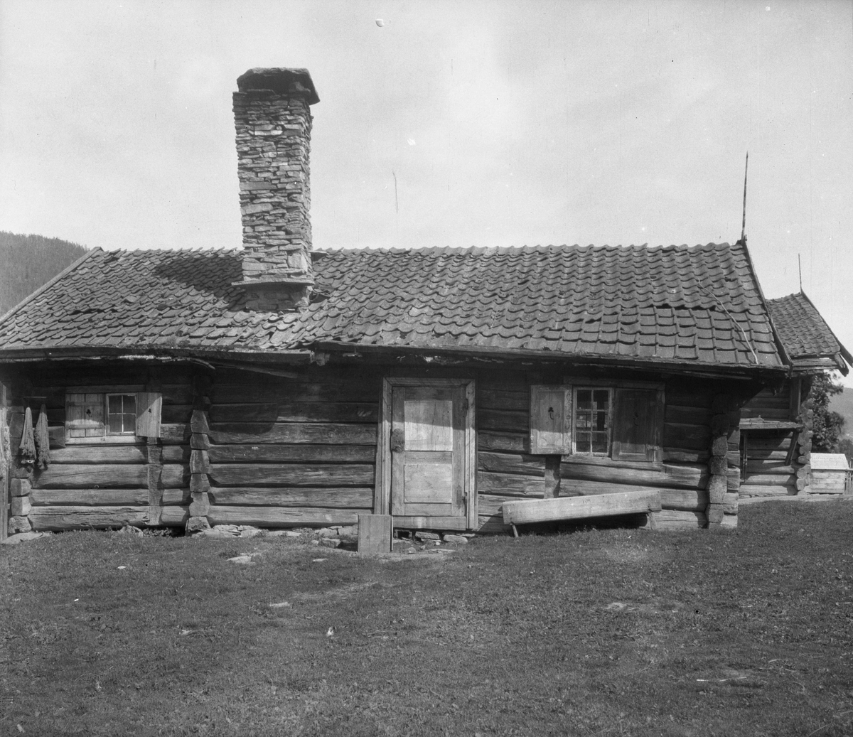 Serie bilder av Gulsvikstua på gården Gulsvik, Flå, Hallingdal. - Norsk ...