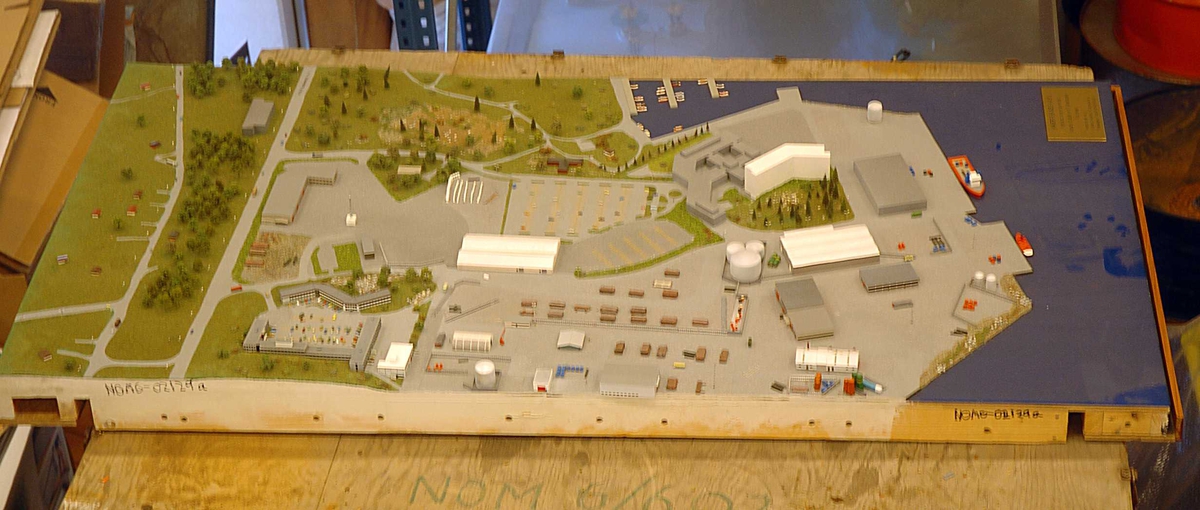 Modell Norsco-basen - Norsk Oljemuseum / DigitaltMuseum