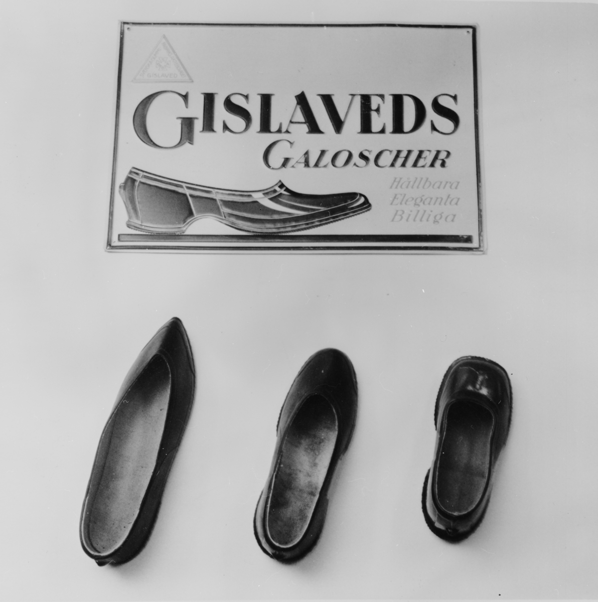 Tre tidiga galoschtyper från Gislaveds Galoscher. - Tekniska museet ...
