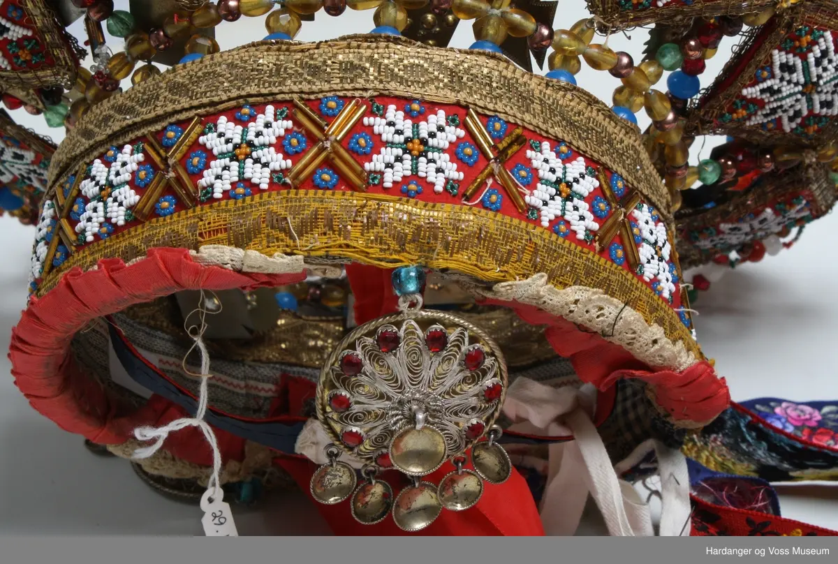Krune - Hardanger og Voss Museum / DigitaltMuseum