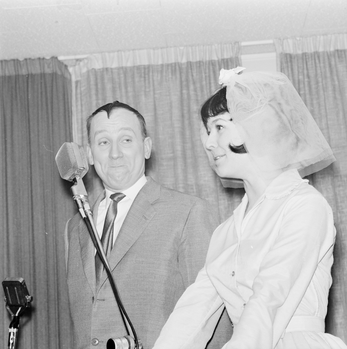 Kabaré med Rune Ek och Monika Lind, Uppsala, 1964 - Upplandsmuseet ...