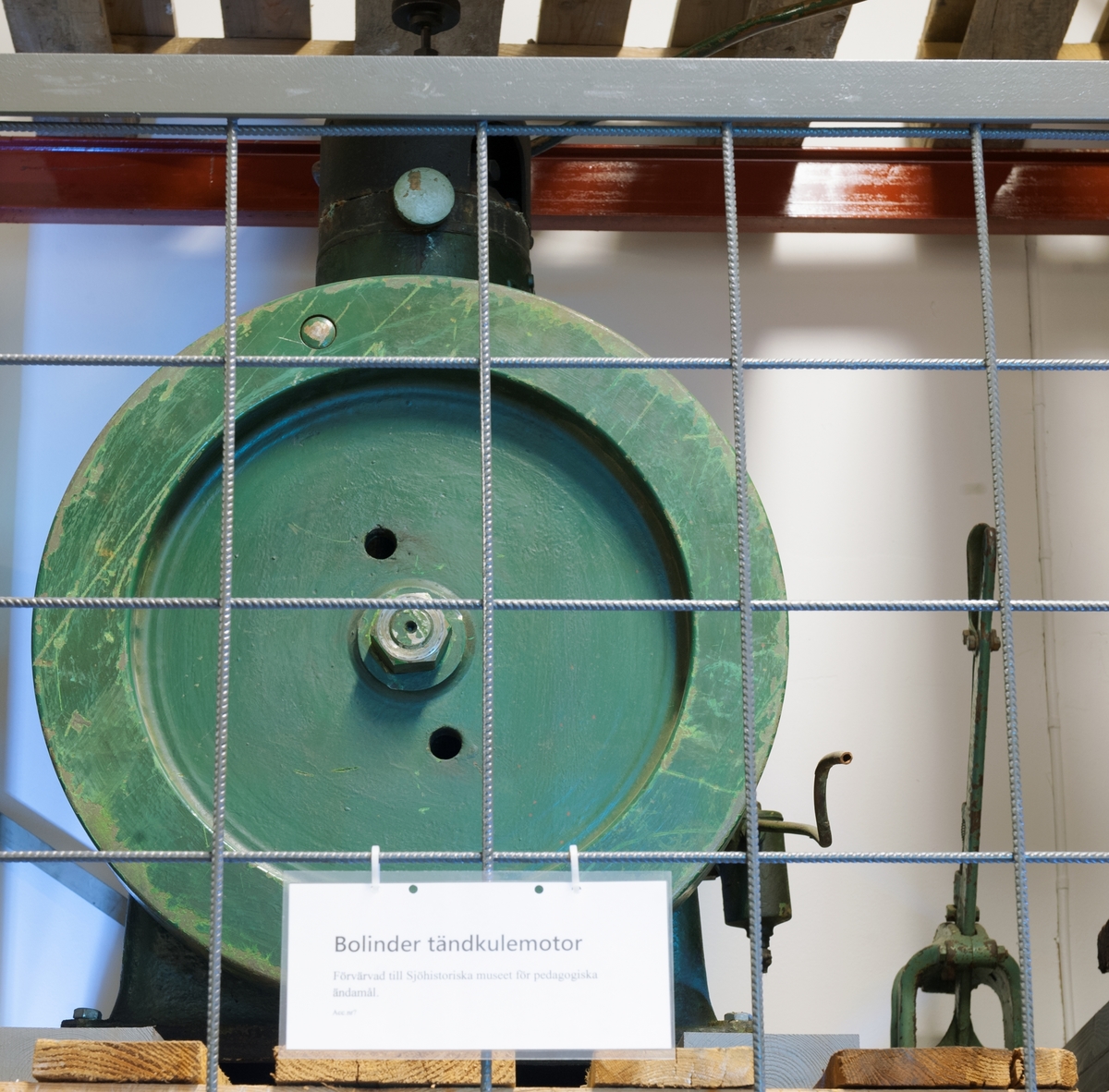 Inombordsmotor - Sjöhistoriska museet / DigitaltMuseum