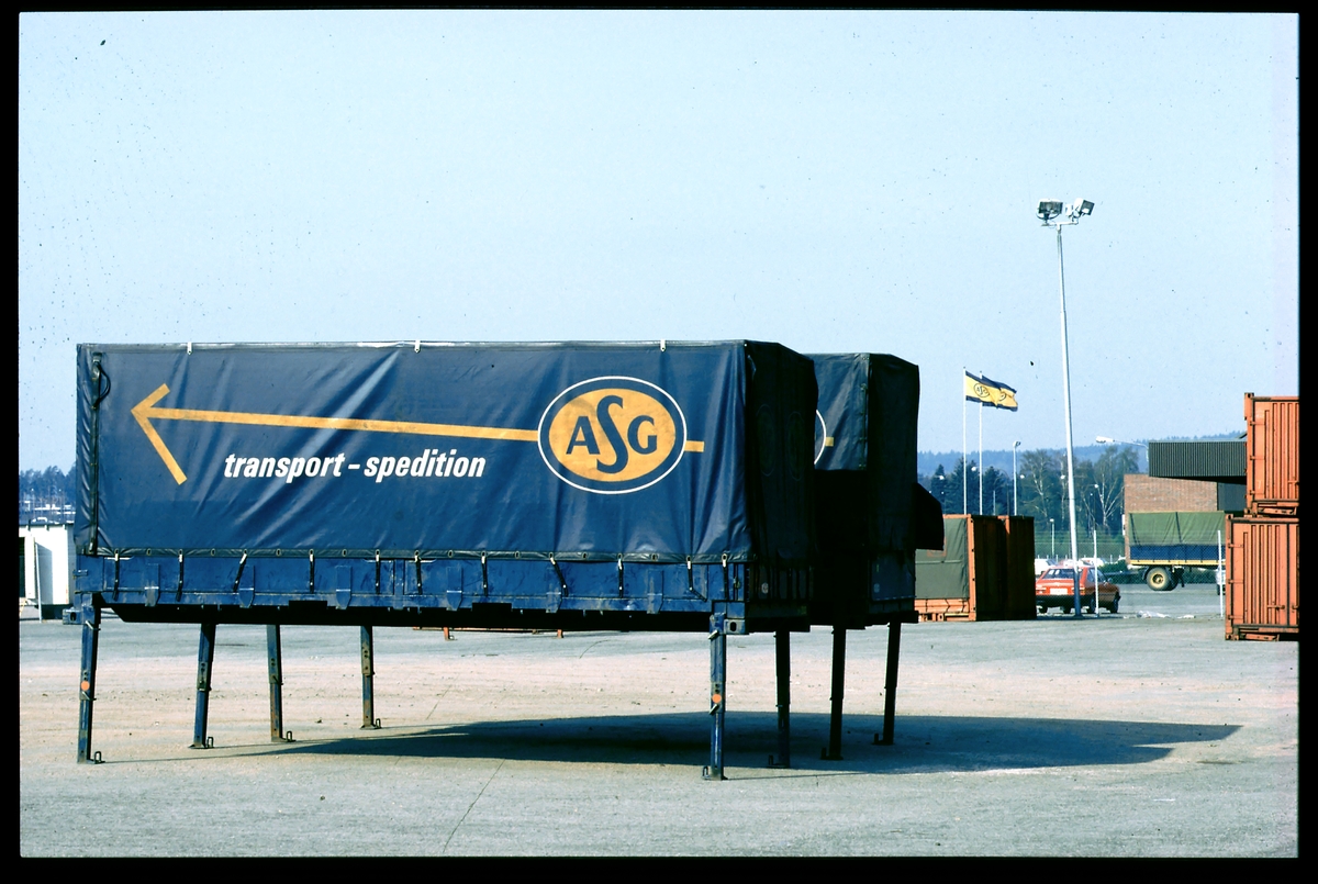 Lastväxlarflak märkt ASG transport-spedition. - Järnvägsmuseet ...