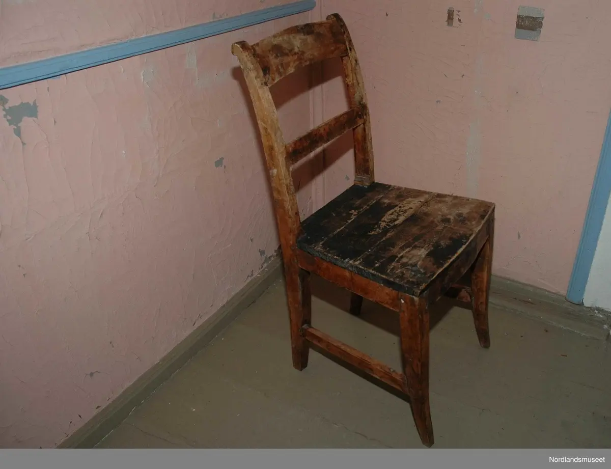 Stol - Nordlandsmuseet / DigitaltMuseum