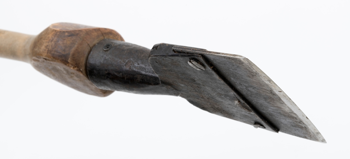 Barkespade - Anno Norsk skogmuseum / DigitaltMuseum