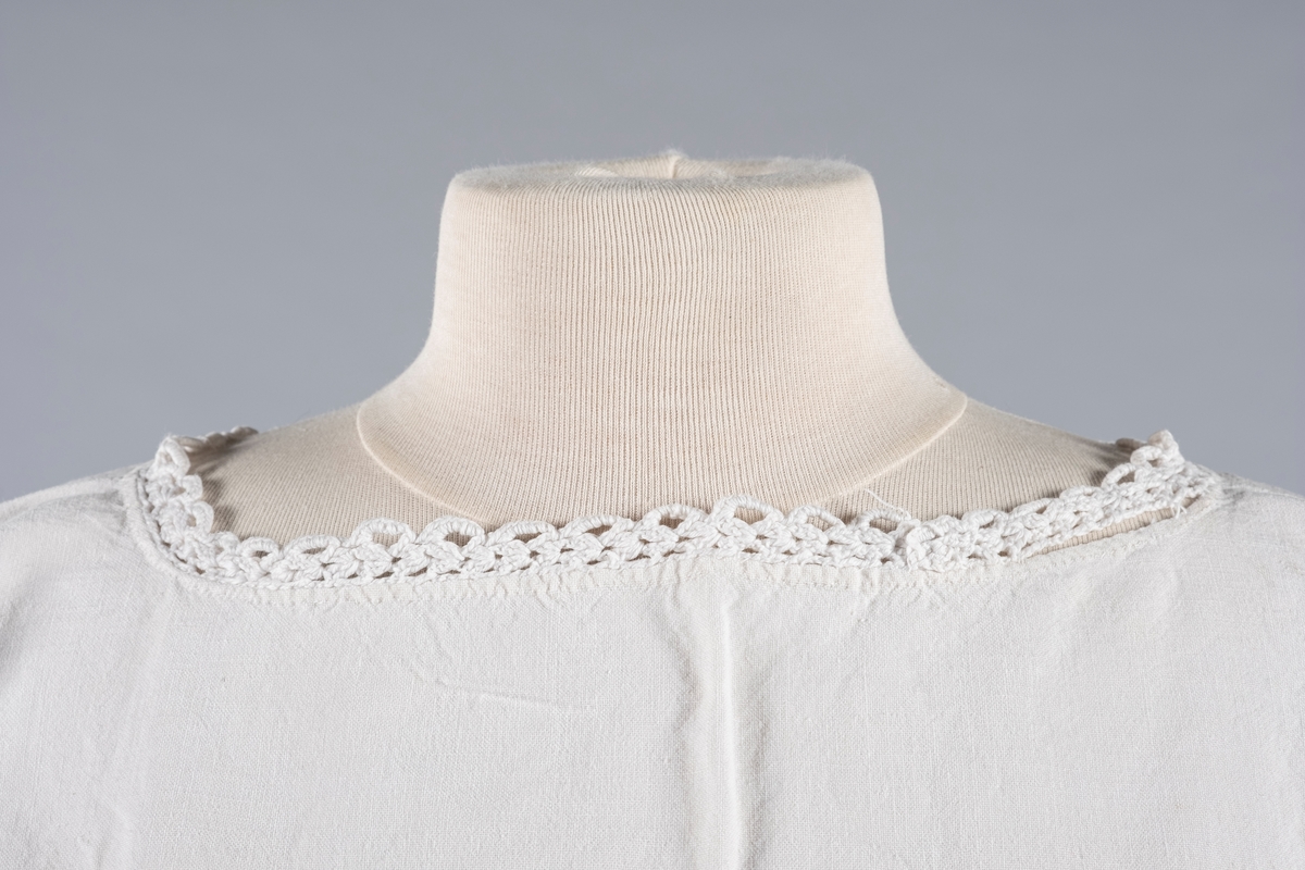 Underkjole - Museene i Akershus / DigitaltMuseum