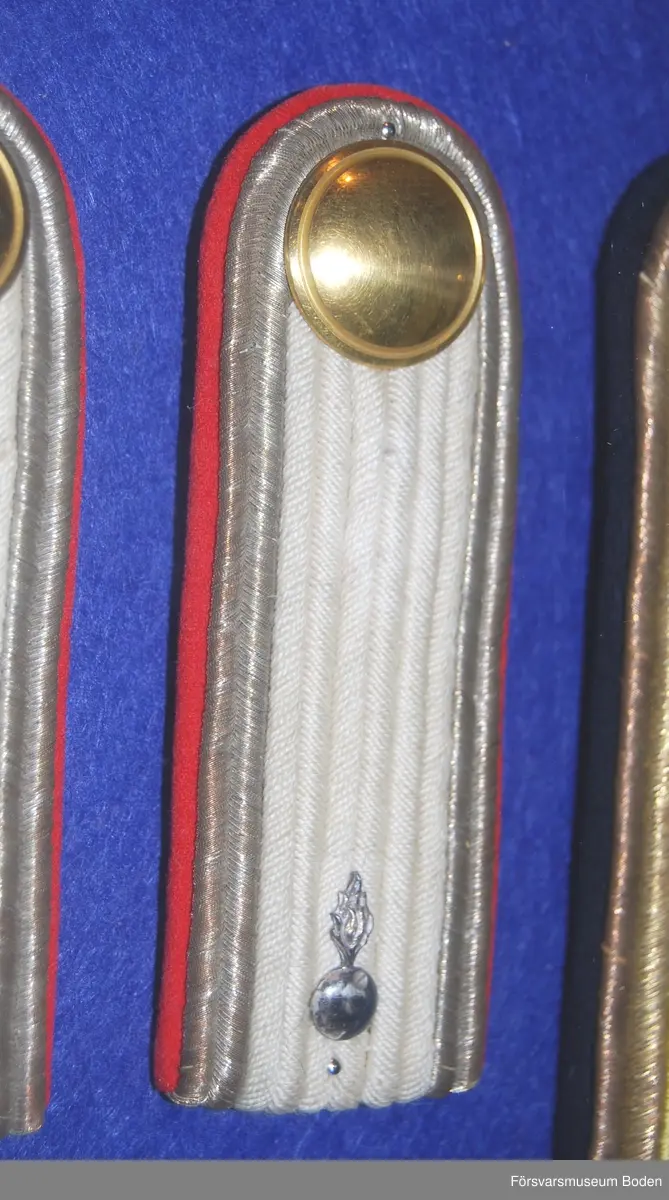 Axelklaff m/1899 - Försvarsmuseum Boden / DigitaltMuseum