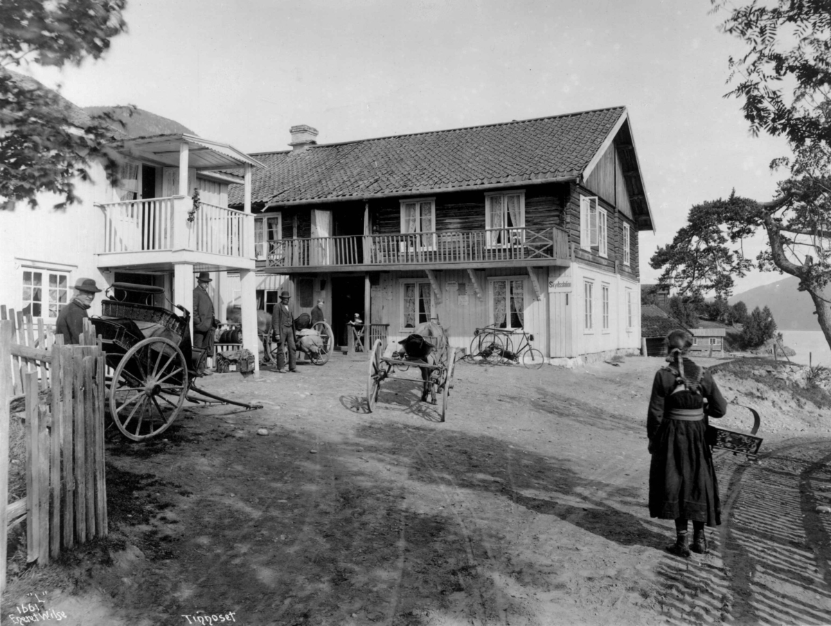 Karjol og stolkjerre, Tinnoset. - Norsk Folkemuseum / DigitaltMuseum