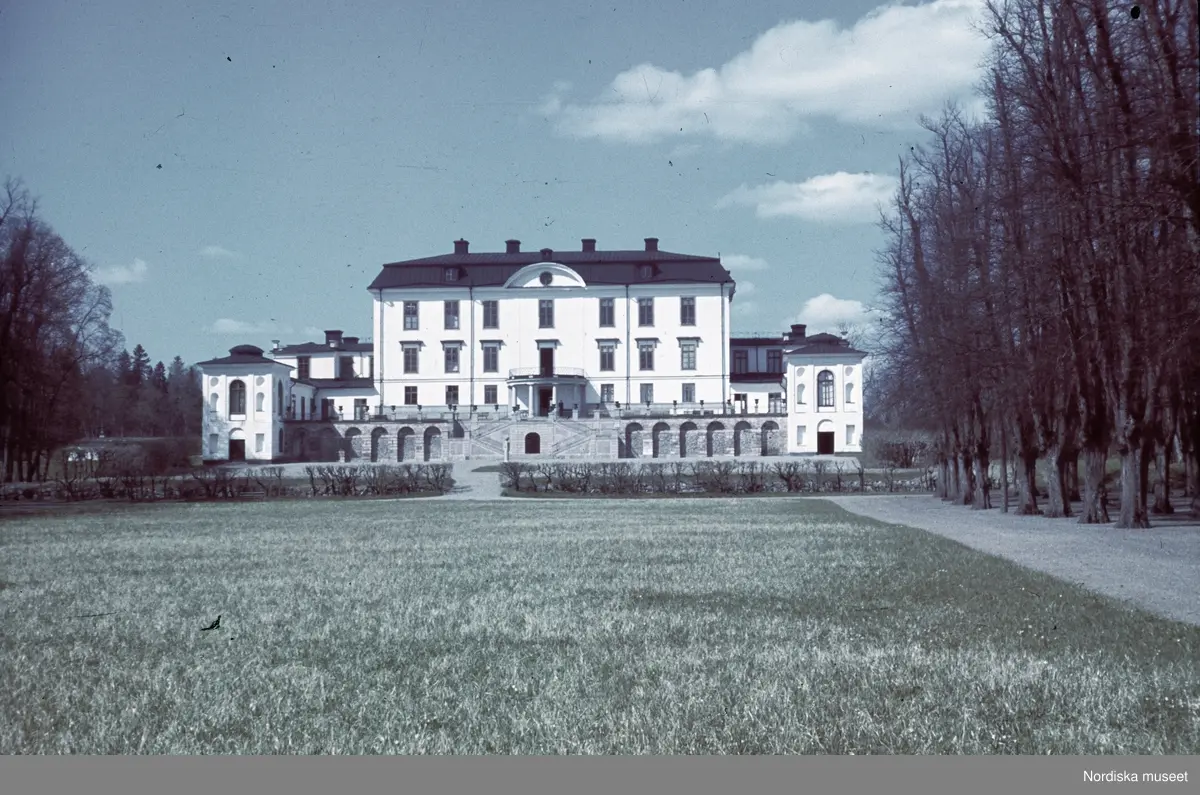 Slotts- eller herrgårdsbyggnad. Sverige. - Nordiska museet / DigitaltMuseum