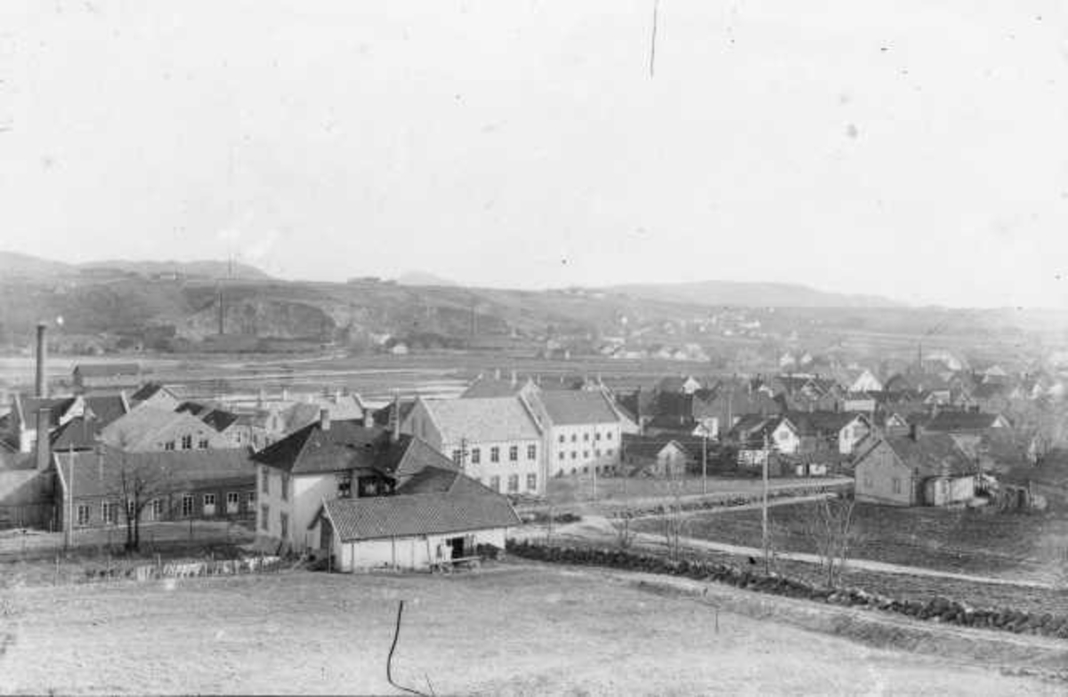 Sandnes sentrum sett fra nord-vest - Jærmuseet / DigitaltMuseum