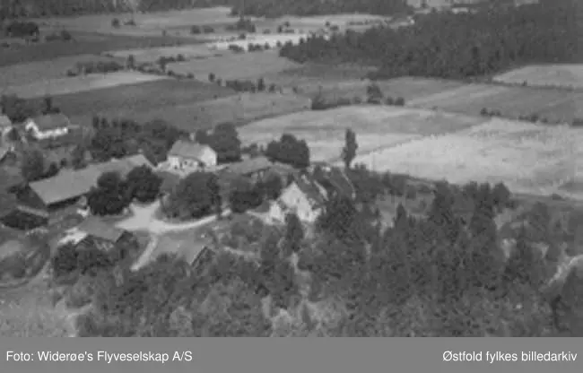 oversiktsbilde, flyfoto, - Østfold fylkes billedarkiv / DigitaltMuseum