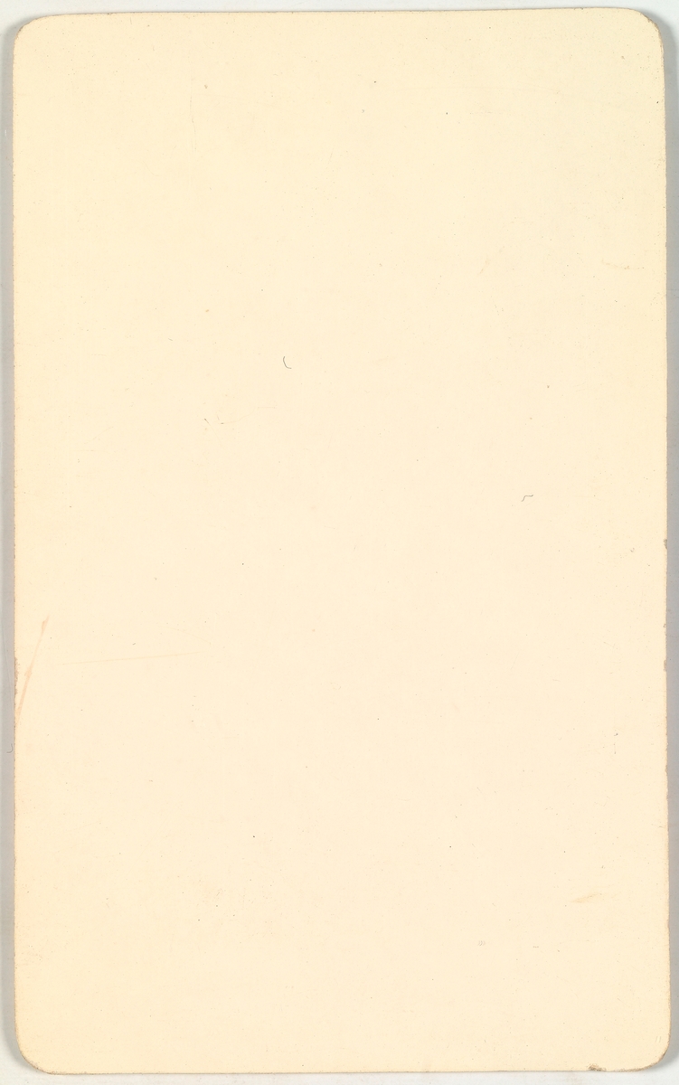 Karen Hedwig Wetlesen f. Mathiesen med en baby som trolig er hennes ...