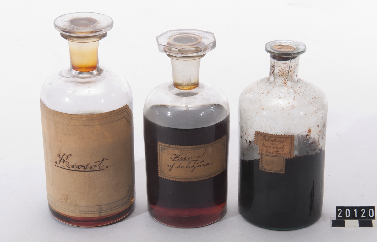 Kreosot, av boktjära - Tekniska museet / DigitaltMuseum