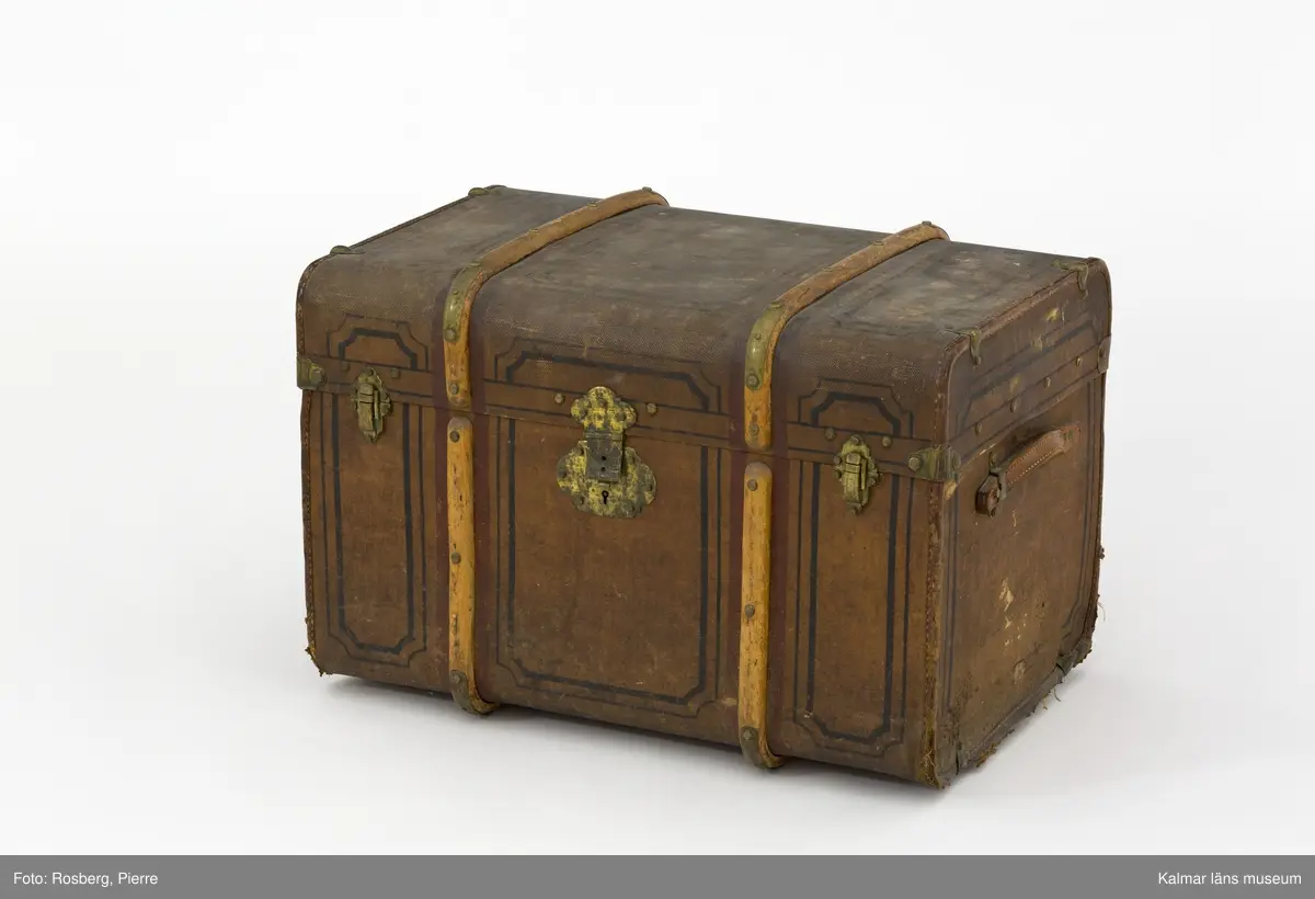 Koffert - Kalmar läns museum / DigitaltMuseum